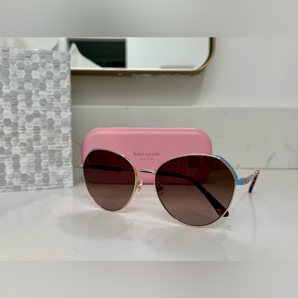 kate spade | Accessories | Kate Spade Gold Frame Sunglasses With Brown ...